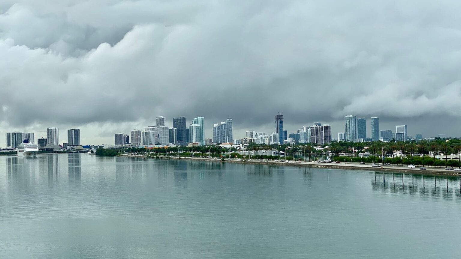 Viagem a Miami 2026: Guia Completo para Brasileiros - viagemspot
